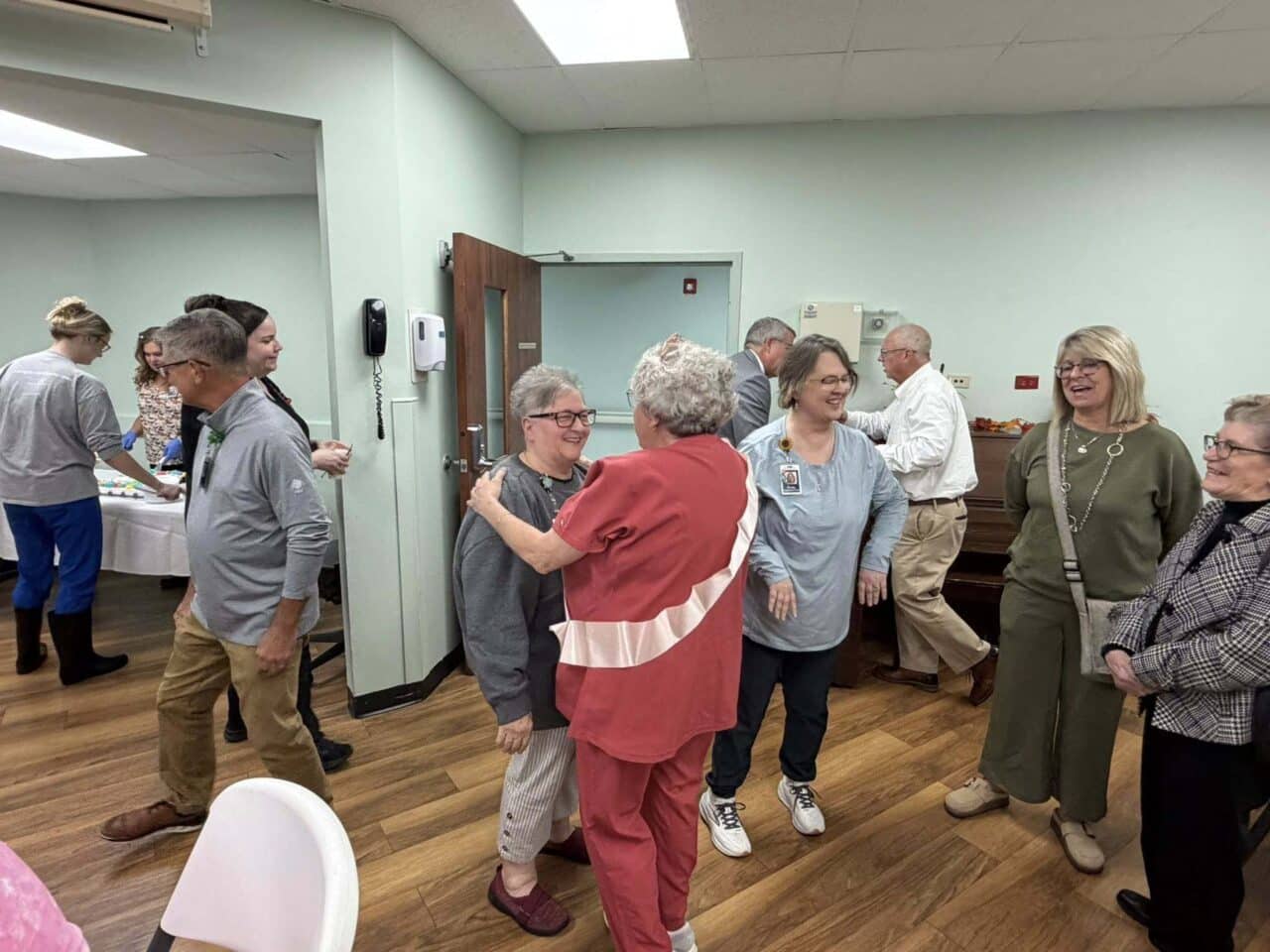 Happy retirement to Donna Hammer – Med Center Health