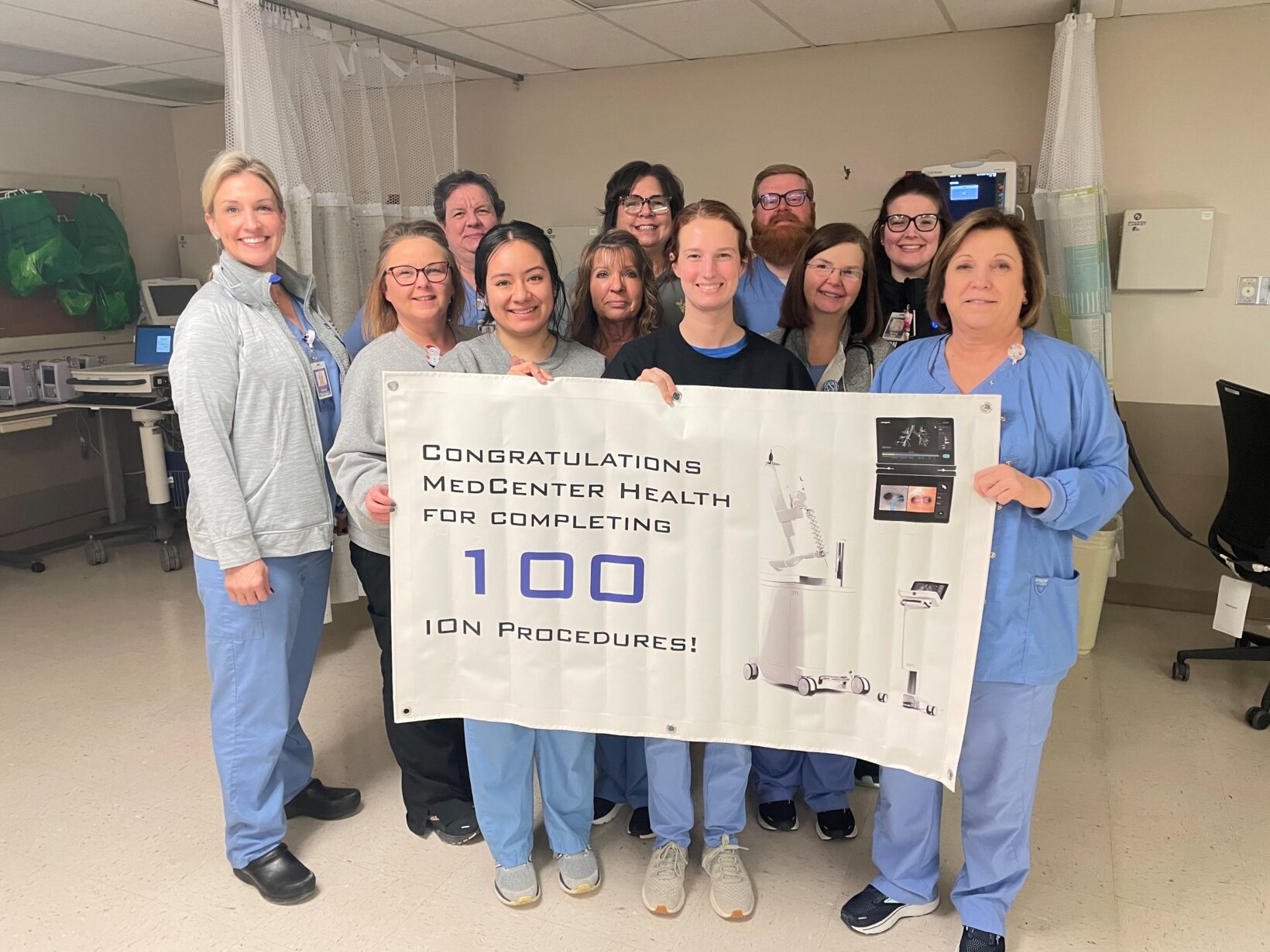 Endoscopy team celebrates 100th successful robotic surgery – Med Center ...