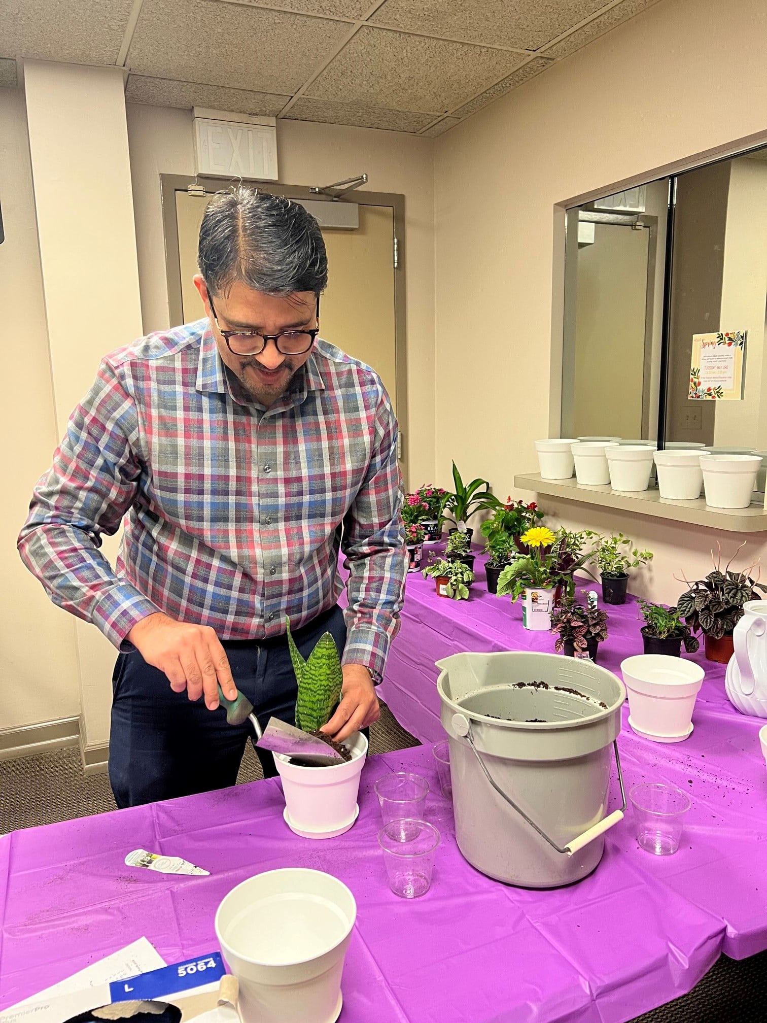 GME wellness event celebrates spring – Med Center Health